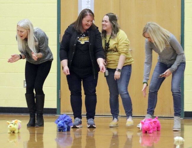 Hoping for a fast pig | News, Sports, Jobs - The Daily News